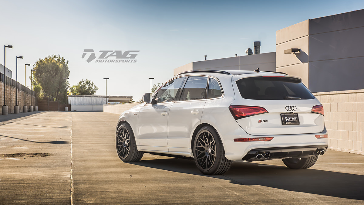 A Very Clean SQ5 on 22" HRE Classic 300M // TAG Motorsports
