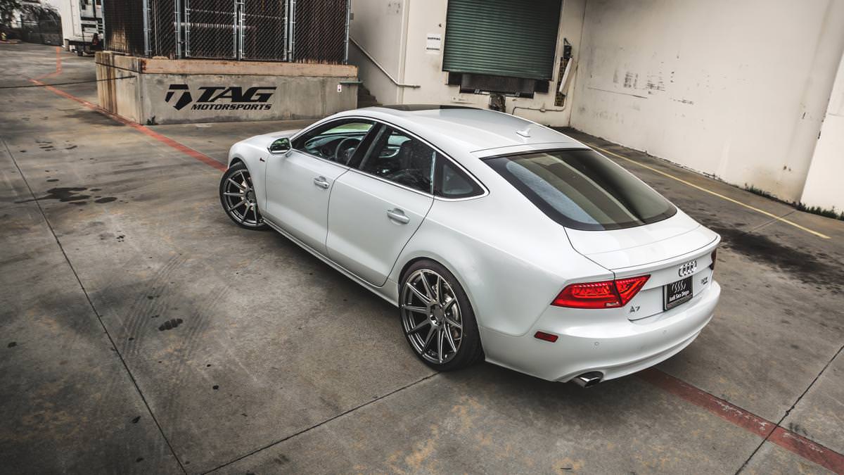 Black or White / A7 Lowered on 21" Niche Essen Wheels for Audi SD / TAG ...
