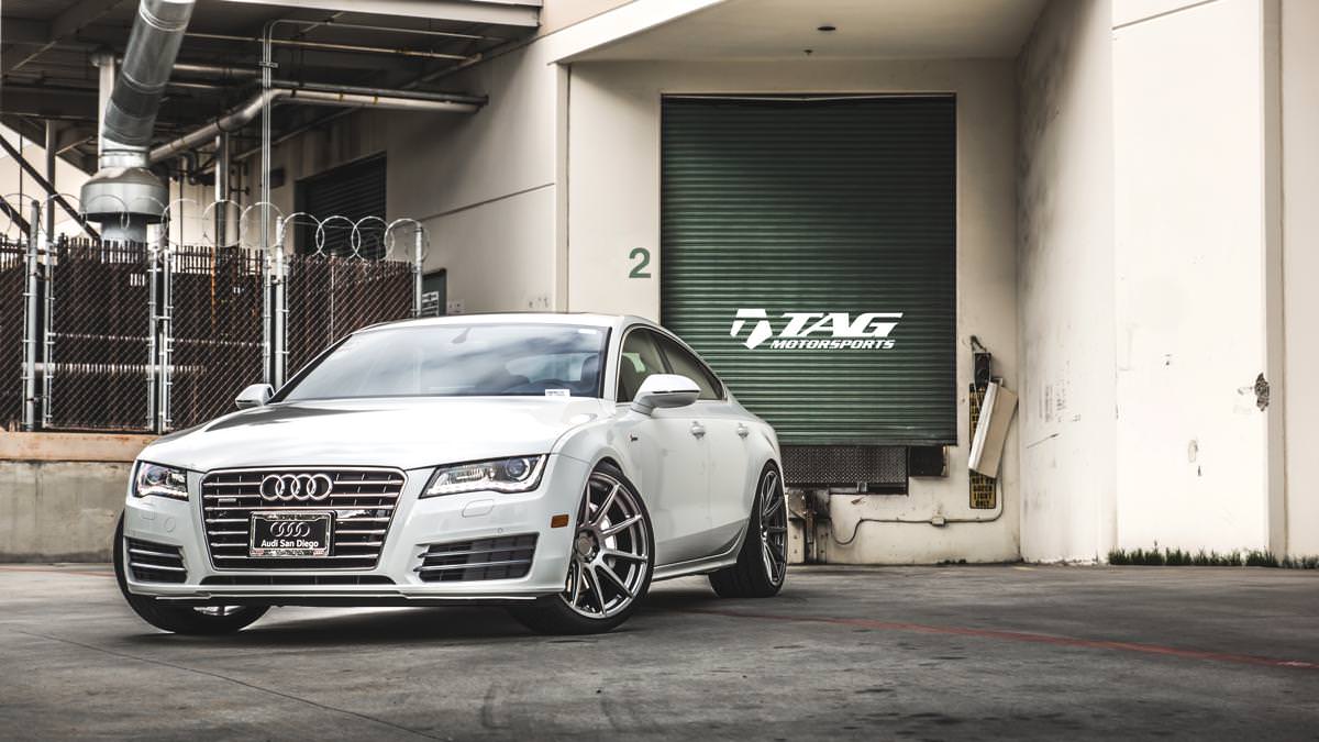 Black or White / A7 Lowered on 21" Niche Essen Wheels for Audi SD / TAG ...